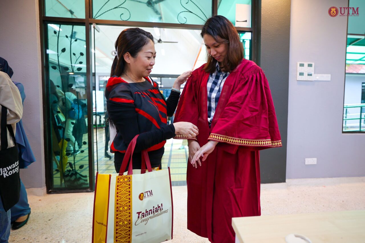 Convocation Attire | UTM 69th Convocation | 15 - 20 November 2025